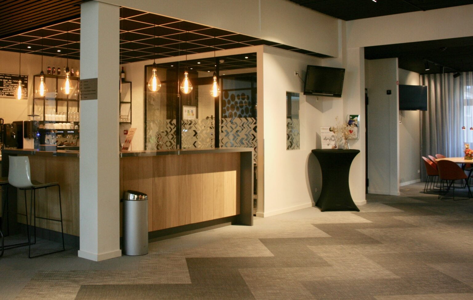 Dorpscentrum zoekt vrijwilligers - Dorpscentrum Oegstgeest